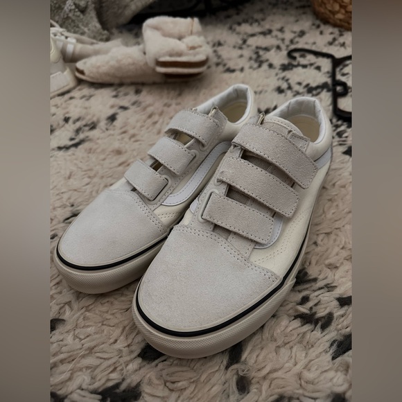 Vans | Shoes | Vans Old Skool V Shoes | Poshmark
